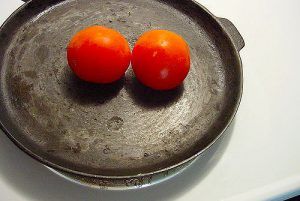 How to Use a Comal in Mexican Cooking : The Ultimate Guide